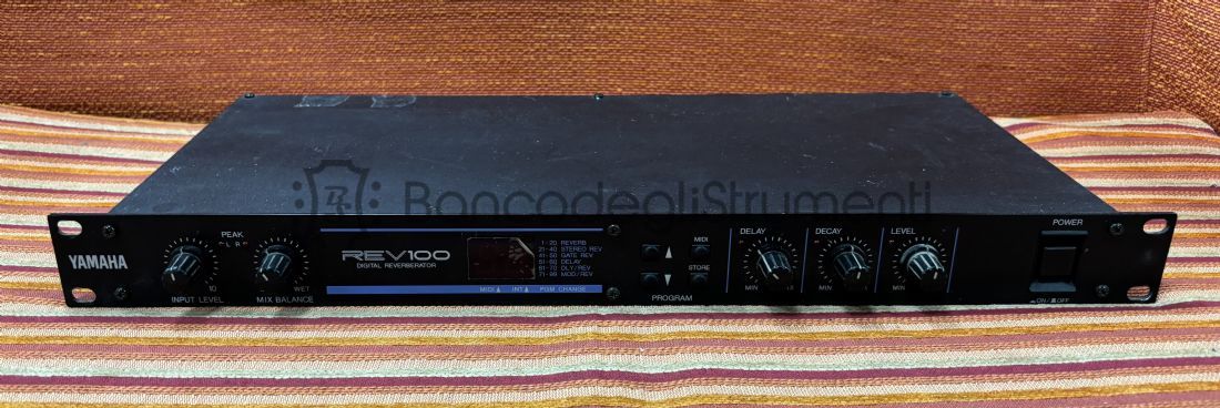 Yamaha REV100 Multieffetto a Rack - Reverb e Delay - Usato - Banco ...