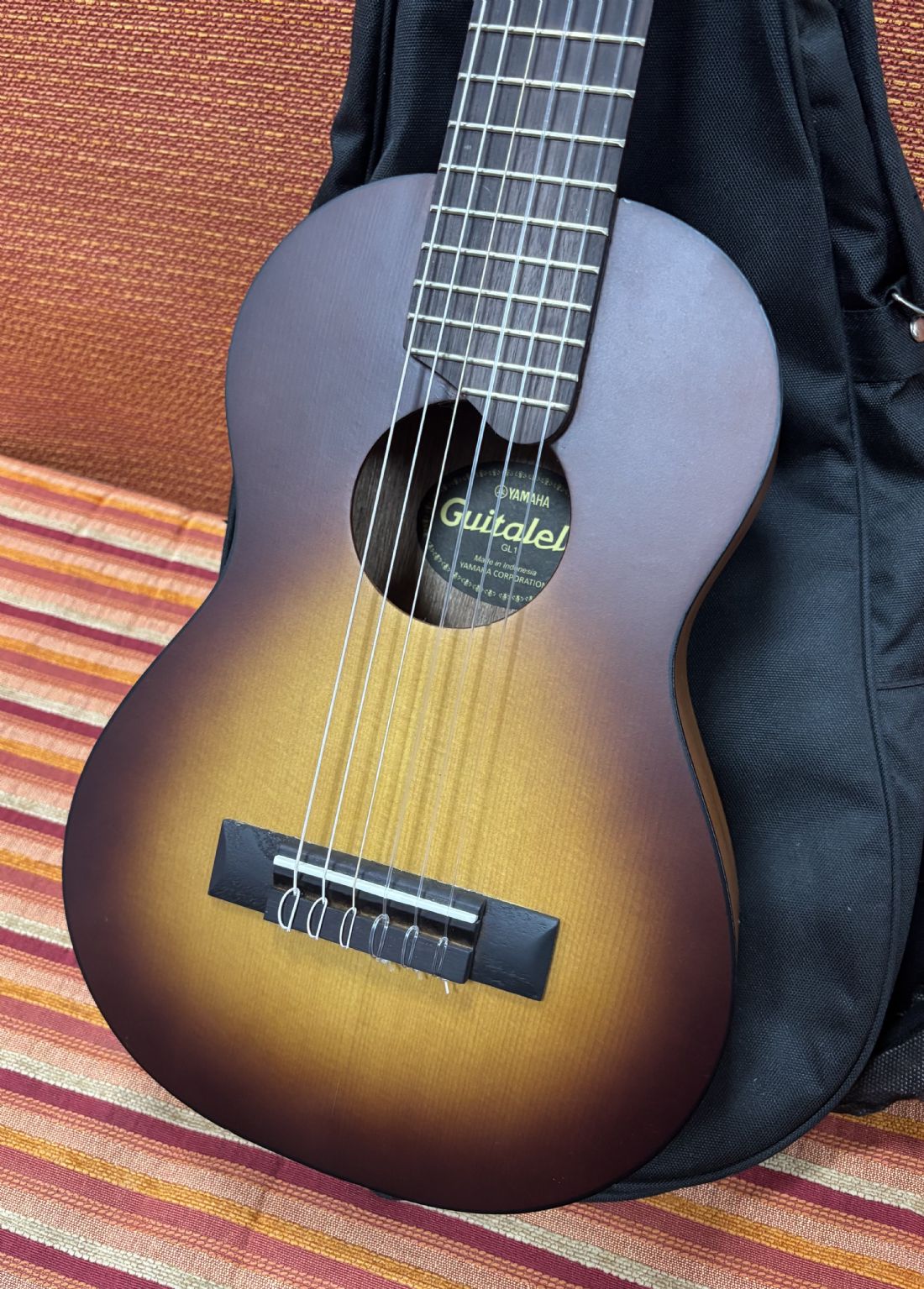 Yamaha Guitalele GL1 TBS Chitarra classica a scala ridotta - tobacco ...