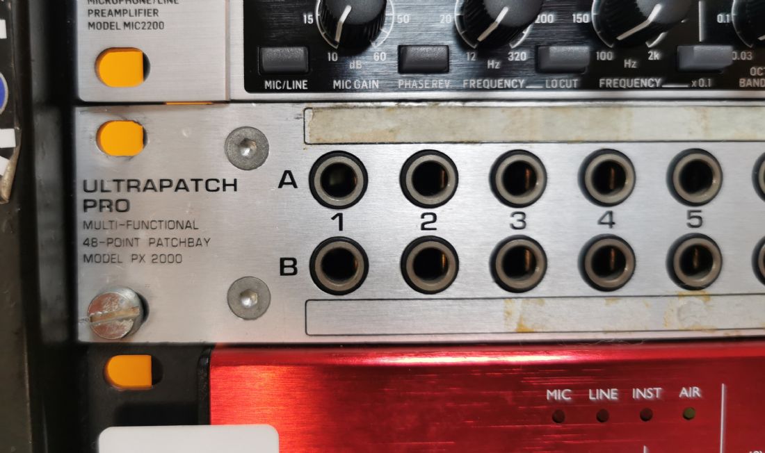 Behringer Ultrapatch Pro PX2000 Patchbay - Usato - Banco Degli ...