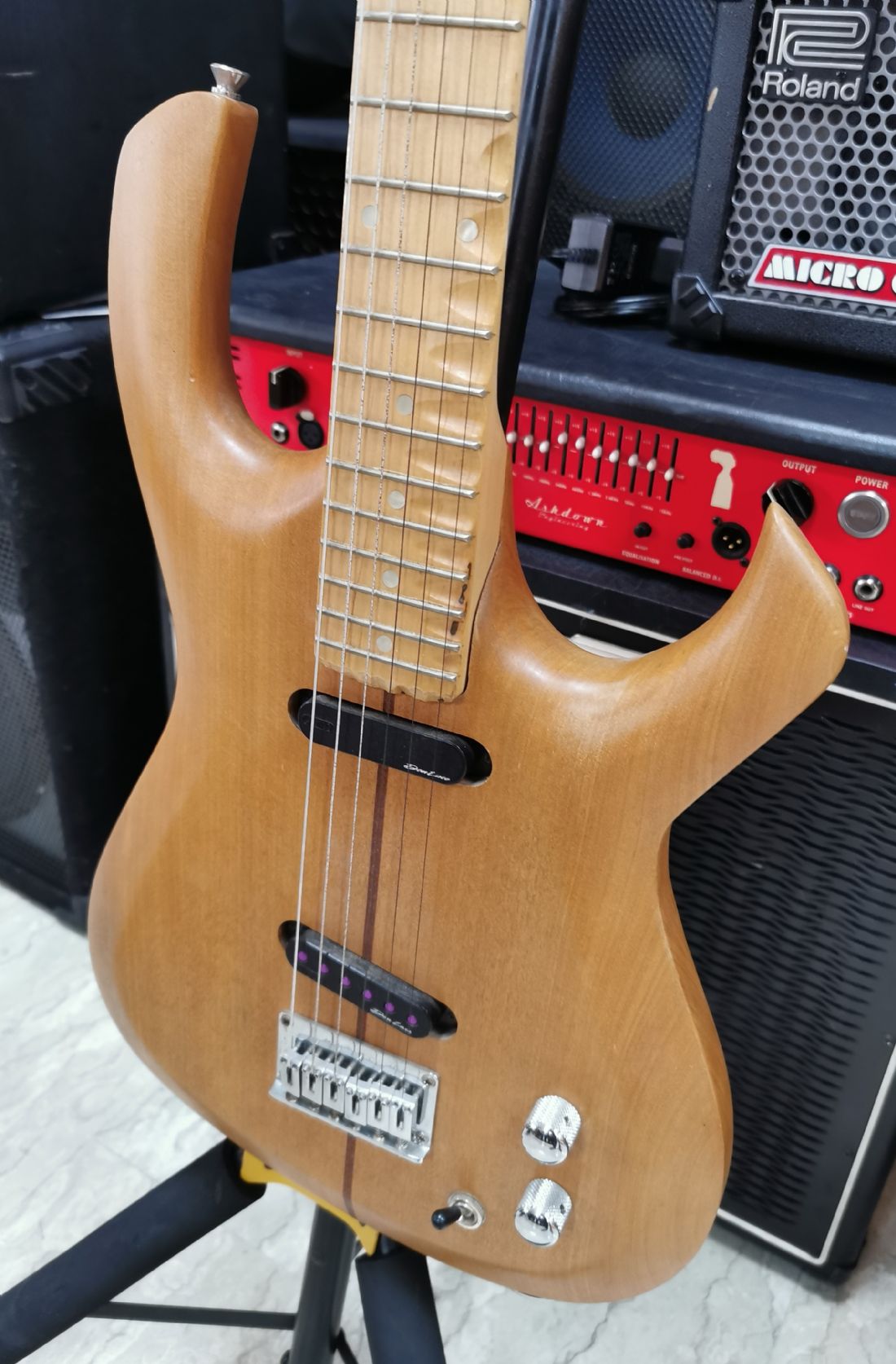 Stone Age Chitarra artigianale 21 tasti Scalloped con meccaniche Gotoh ...