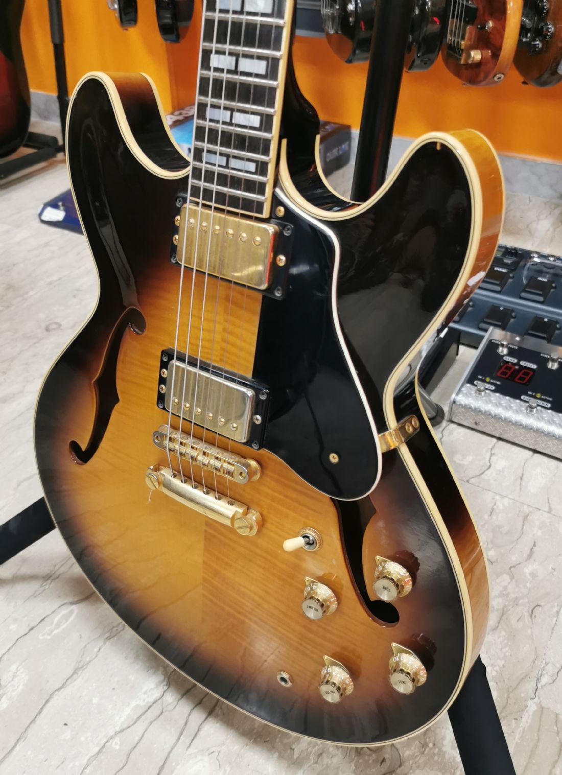 Yamaha SA2200 Violin Sunburst Chitarra semiacustica Made in Japan - Usato - Banco Degli ...