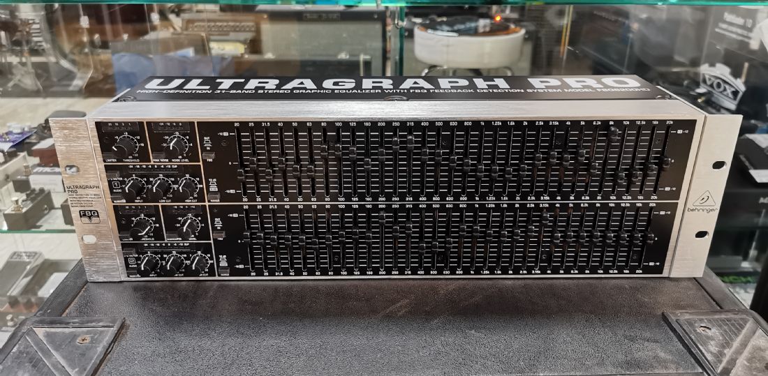 Behringer FBQ6200HD Ultragraph Pro Equalizzatore grafico 31 bande ...