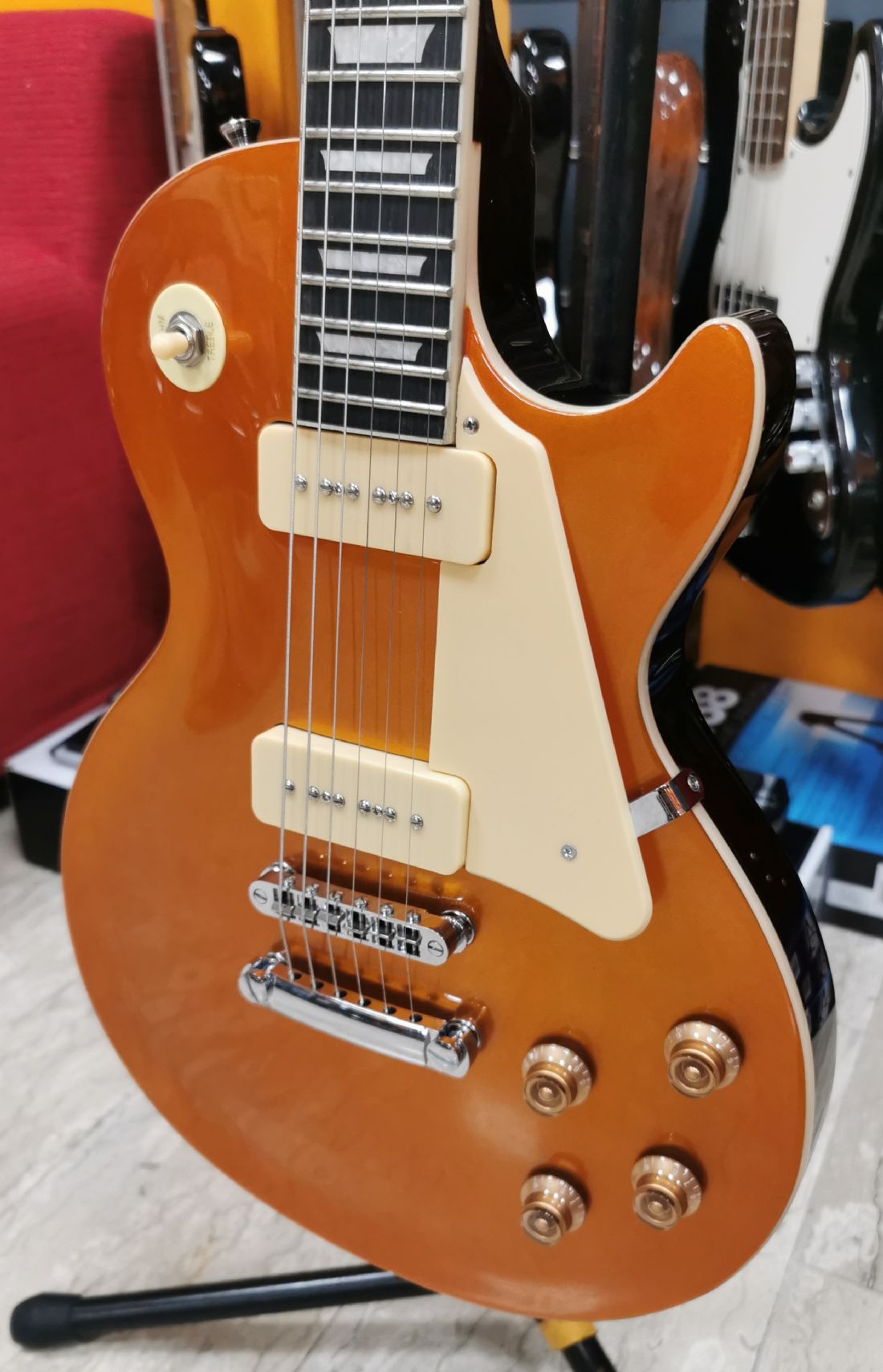 Eko VL-480 GT-V P90 Chitarra solid body stile Les Paul con pickup P90 ...