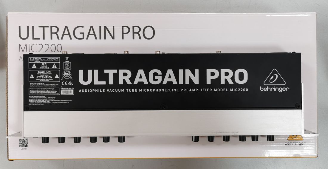 Behringer UltraGain Pro MIC2200 V2 Preamplificatore microfonico ...
