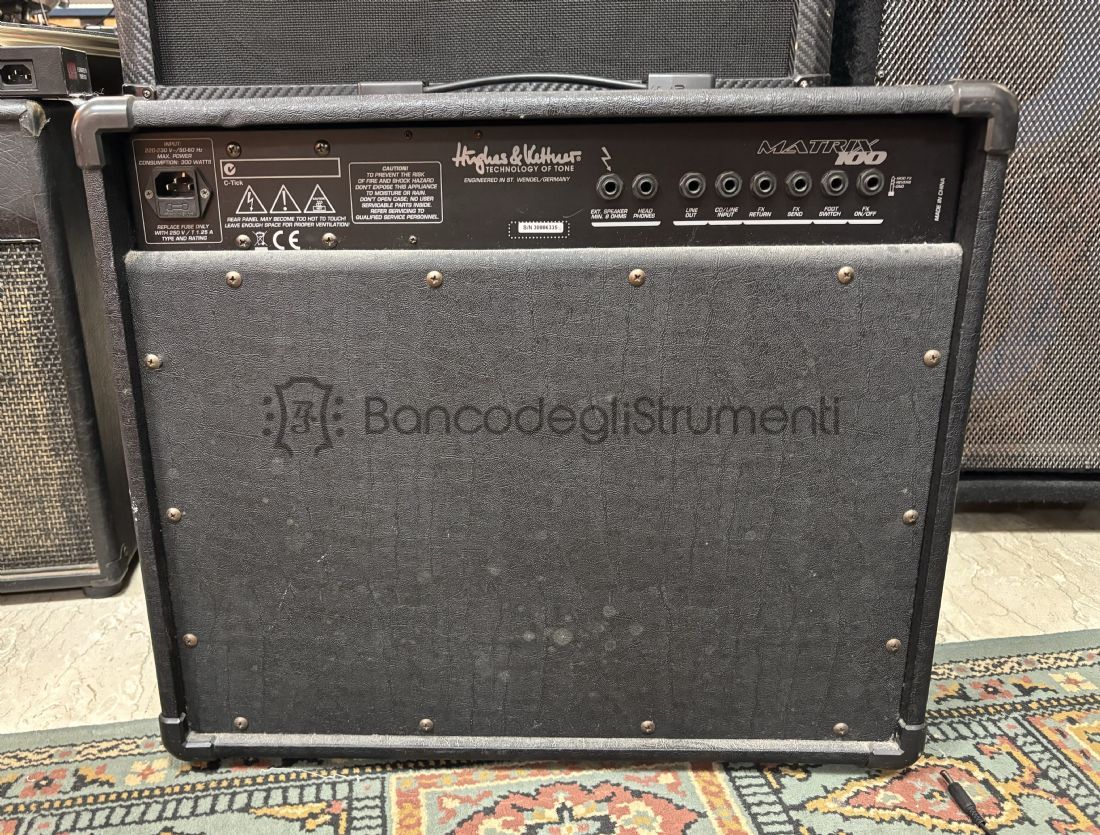 Hughes & Kettner Matrix 100 Amplificatore a stato solido da 100 watt ...