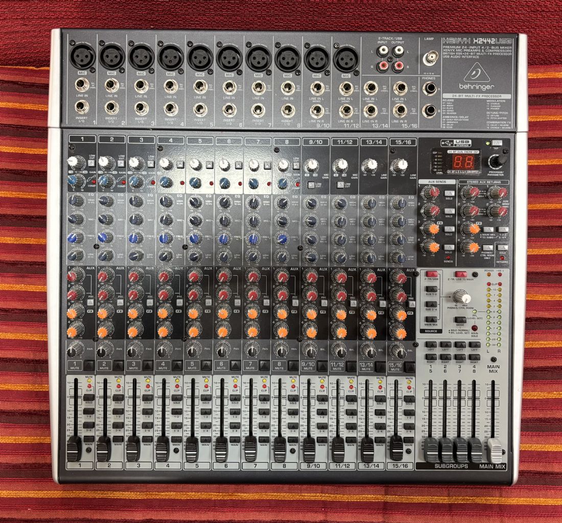 Behringer Xenyx X2442 USB Mixer passivo 24 ingressi con effetti 24 bit ...
