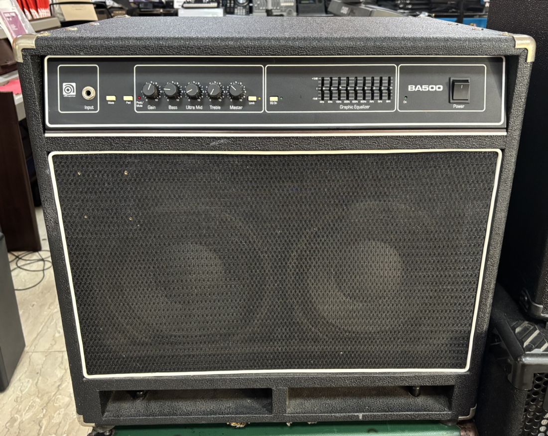 Ampeg BA-500 Amplificatore combo per basso - Usato - Banco Degli ...