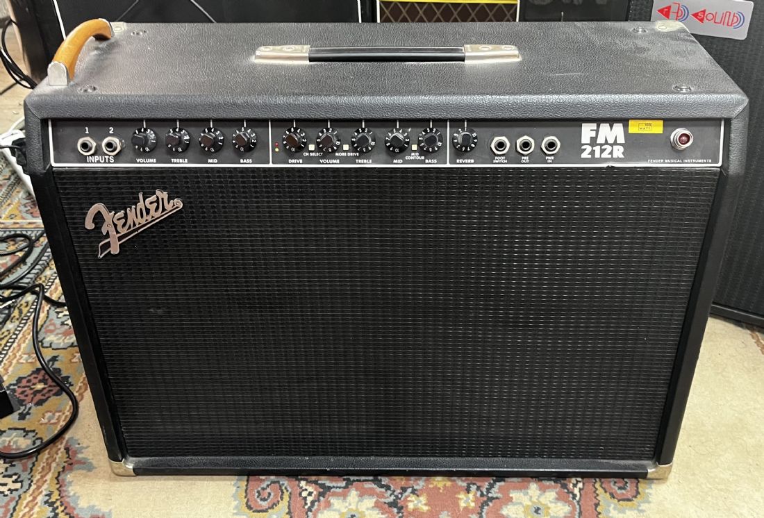Fender Frontman FM212R Amplificatore combo 2x12'' per chitarra da 100 watt - Usato - Banco Degli ...