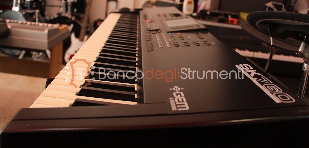GEM SK 760 Workstation 76 tasti - Usato - Banco Degli Strumenti ...